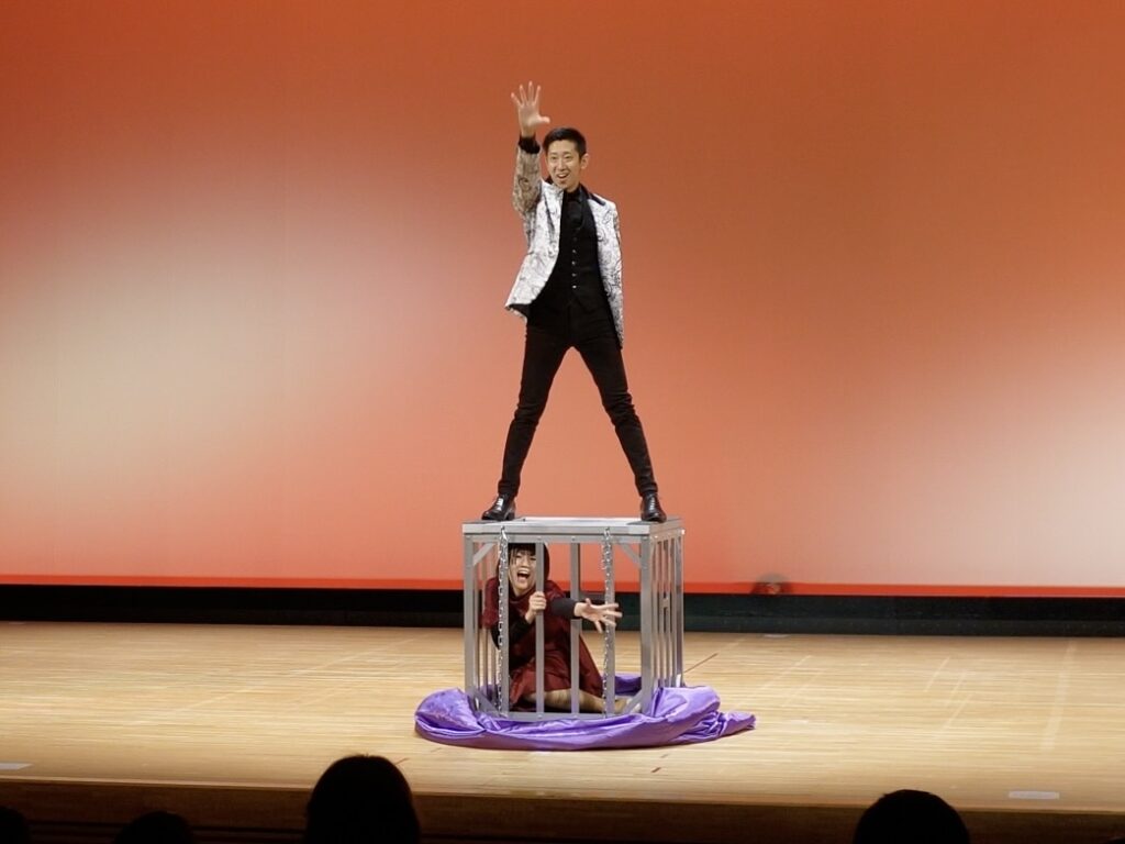 イリュージョン道具をレンタル - 【公式】Lumos Magic -マジックサロン・ルーモス-